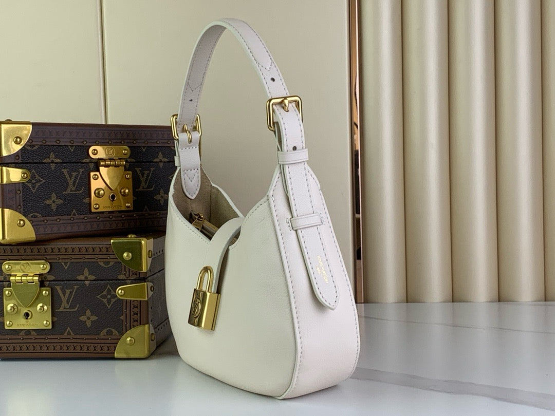 Low Key Shoulder Bag – ssboutique1